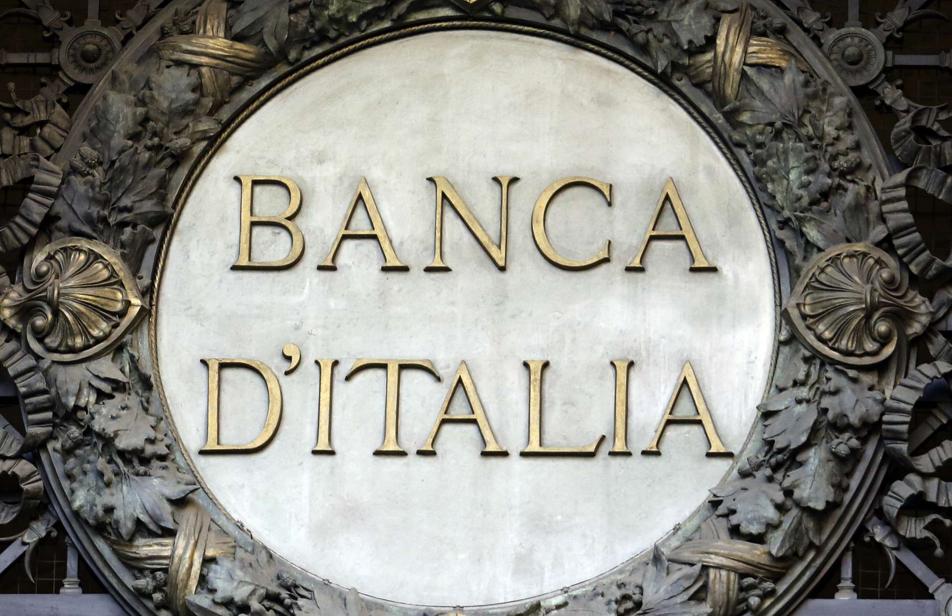 The Exposure Of Italian Banks To Public Debt Equivalent To €370 Bn, 10% ...