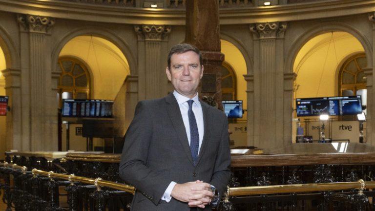 Spanish Stock Exchange hit a new all-time high by reaching 17,000 ...